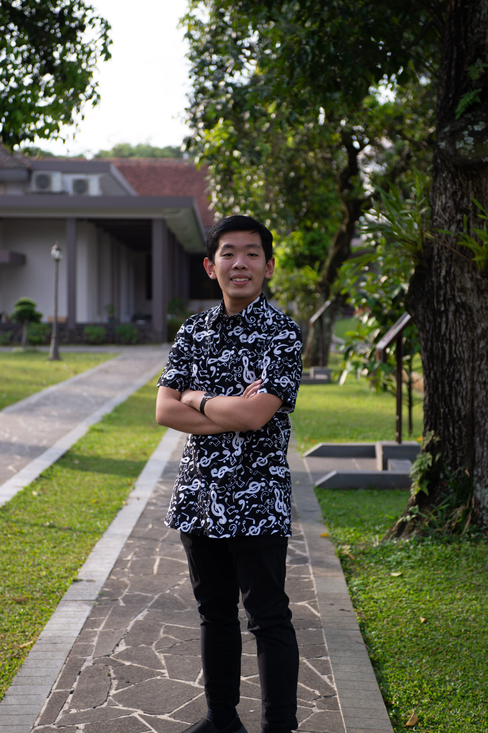 Biography - Nicholas Rio